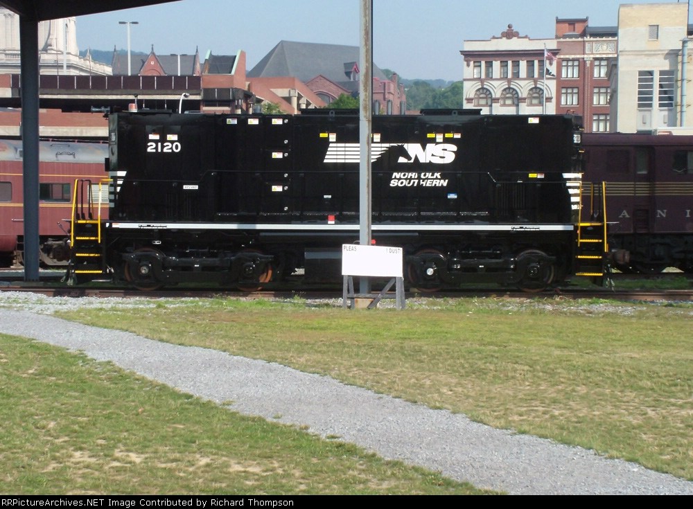 NS 2120